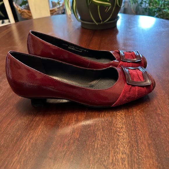 Clarks | Shoes | Clarks Artisan Collection 85 Red Leather Heel Slip On ...